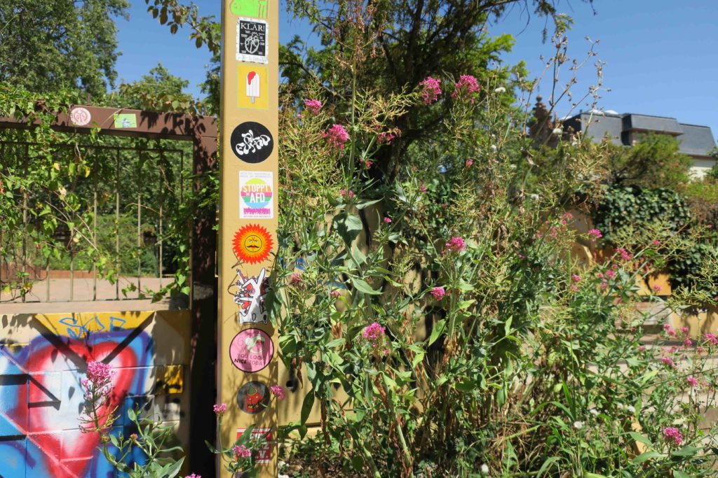 Grüne Brücke: An example for nature-oriented design in the city ...